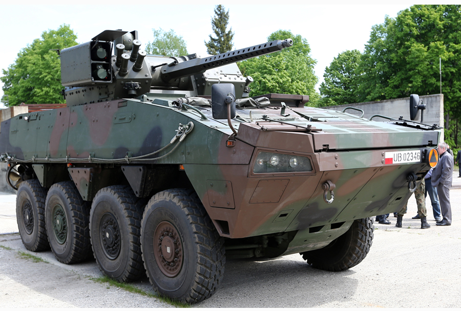 Poljska naročila protioklepne rakete spike za rosomahe | Spletni portal ...