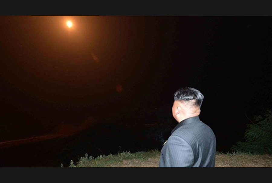 Kim Jong Un: »Severna Koreja lahko z balističnimi izstrelki napade ZDA ... Kim Jong Un: »Severna Koreja lahko z balističnimi izstrelki napade ZDA ...